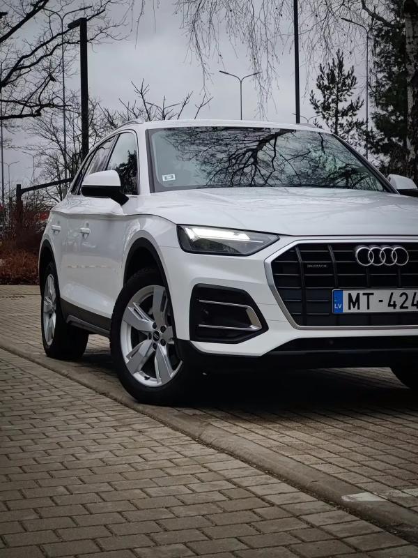 Balts Audi Q5 2021 Rīga, ar dzinēja tilpumu 2.00 L un nobraukumu 70 tūkst. km par 29400 €, foto 8 vietnē AUTOMOTO.COM.LV