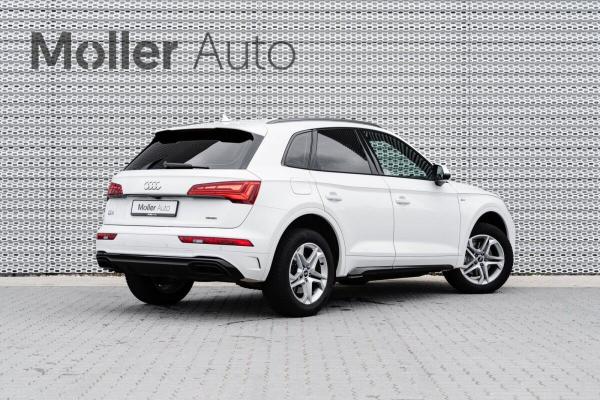 Balts Audi Q5 2021 Mārupe, ar dzinēja tilpumu 2.00 L un nobraukumu 114 tūkst. km par 33250 €, foto 4 vietnē AUTOMOTO.COM.LV