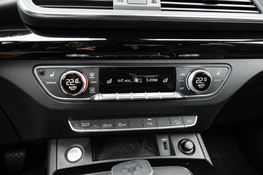 Balts Audi Q5 2021 Mārupe, ar dzinēja tilpumu 2.00 L un nobraukumu 114 tūkst. km par 33250 €, foto 25 vietnē AUTOMOTO.COM.LV