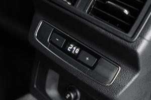 Balts Audi Q5 2021 Mārupe, ar dzinēja tilpumu 2.00 L un nobraukumu 114 tūkst. km par 33250 €, foto 28 vietnē AUTOMOTO.COM.LV