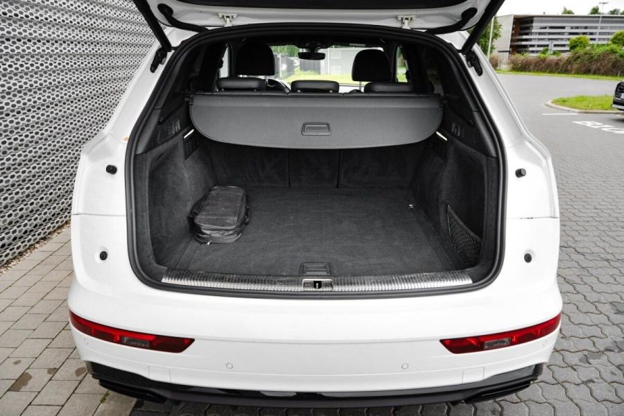Balts Audi Q5 2021 Mārupe, ar dzinēja tilpumu 2.00 L un nobraukumu 114 tūkst. km par 33250 €, foto 30 vietnē AUTOMOTO.COM.LV