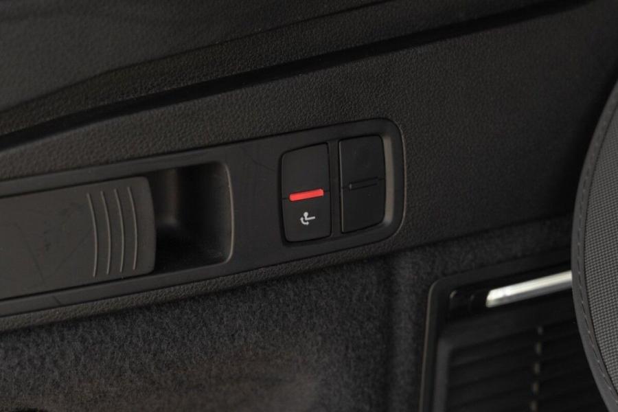 Balts Audi Q5 2021 Viļņa, ar dzinēja tilpumu 2.00 L un nobraukumu 99 tūkst. km par 34500 €, foto 20 vietnē AUTOMOTO.COM.LV