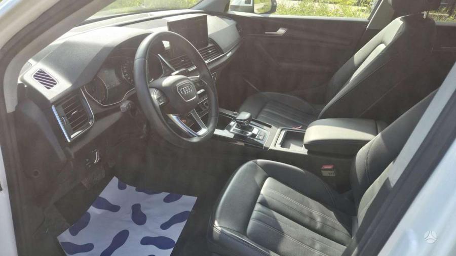 White Audi Q5 2021 in Klaipeda, with an engine capacity of 2.00 L and mileage of 102 thousand km for 19995 €, photo 9 on AUTOMOTO.COM.LV