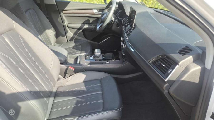 White Audi Q5 2021 in Klaipeda, with an engine capacity of 2.00 L and mileage of 102 thousand km for 19995 €, photo 11 on AUTOMOTO.COM.LV