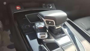 White Audi Q5 2021 in Klaipeda, with an engine capacity of 2.00 L and mileage of 102 thousand km for 19995 €, photo 22 on AUTOMOTO.COM.LV