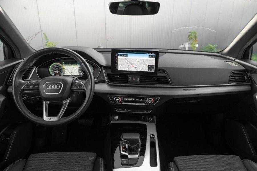 White Audi Q5 2021 in Vilnius, with an engine capacity of 2.00 L and mileage of 130 thousand km for 30750 €, photo 21 on AUTOMOTO.COM.LV