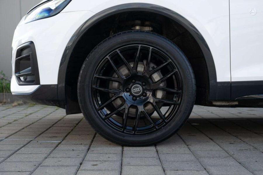 Balts Audi Q5 2021 Viļņa, ar dzinēja tilpumu 2.00 L un nobraukumu 130 tūkst. km par 30750 €, foto 5 vietnē AUTOMOTO.COM.LV