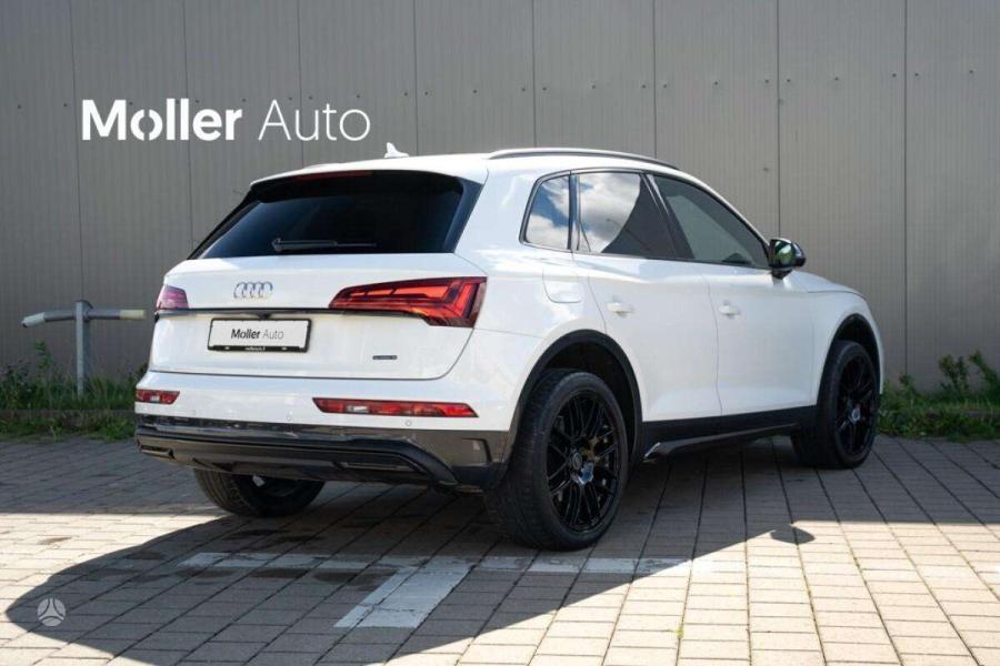 Balts Audi Q5 2021 Viļņa, ar dzinēja tilpumu 2.00 L un nobraukumu 130 tūkst. km par 30750 €, foto 7 vietnē AUTOMOTO.COM.LV