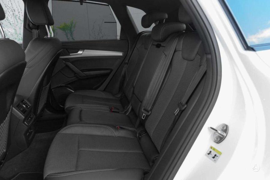Balts Audi Q5 2021 Viļņa, ar dzinēja tilpumu 2.00 L un nobraukumu 130 tūkst. km par 30750 €, foto 12 vietnē AUTOMOTO.COM.LV