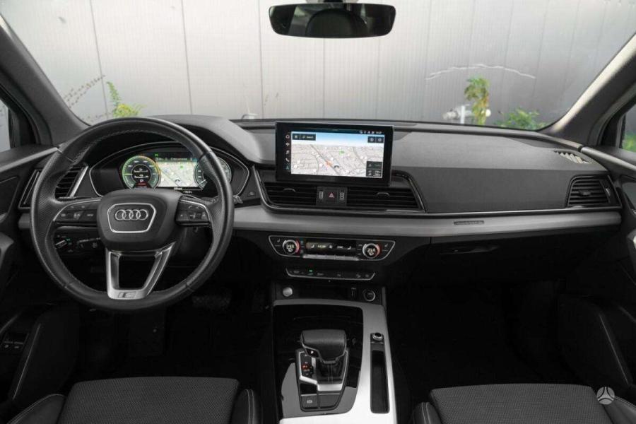 Balts Audi Q5 2021 Viļņa, ar dzinēja tilpumu 2.00 L un nobraukumu 130 tūkst. km par 30750 €, foto 21 vietnē AUTOMOTO.COM.LV