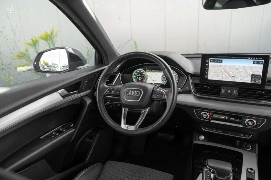 Balts Audi Q5 2021 Viļņa, ar dzinēja tilpumu 2.00 L un nobraukumu 130 tūkst. km par 30750 €, foto 22 vietnē AUTOMOTO.COM.LV