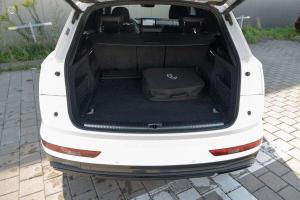 Balts Audi Q5 2021 Viļņa, ar dzinēja tilpumu 2.00 L un nobraukumu 130 tūkst. km par 30750 €, foto 24 vietnē AUTOMOTO.COM.LV