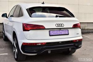 White Audi Q5 2021 in Kretinga, with an engine capacity of 2.00 L and mileage of 125 thousand km for 31500 €, photo 9 on AUTOMOTO.COM.LV