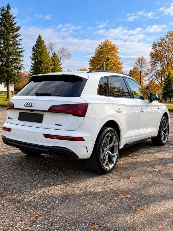 Balts Audi Q5 2021 Telšiai, ar dzinēja tilpumu 3.00 L un nobraukumu 170 tūkst. km par 31600 €, foto 3 vietnē AUTOMOTO.COM.LV