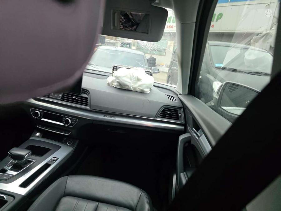 White Audi Q5 2022 in Vilnius, with an engine capacity of 2.00 L and mileage of 67 thousand km for 21200 €, photo 13 on AUTOMOTO.COM.LV
