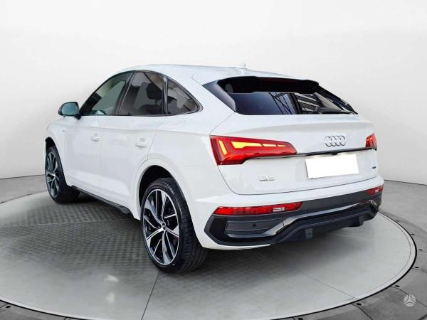 White Audi Q5 2022 in Siauliai, with an engine capacity of 1.97 L and mileage of 189 thousand km for 34500 €, photo 6 on AUTOMOTO.COM.LV