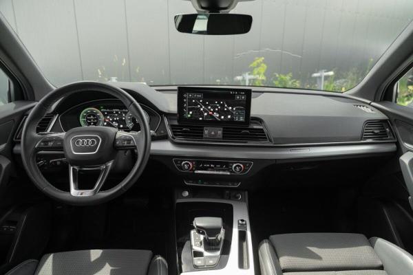 White Audi Q5 2022 in Vilnius, with an engine capacity of 2.00 L and mileage of 0 thousand km for 38500 €, photo 10 on AUTOMOTO.COM.LV