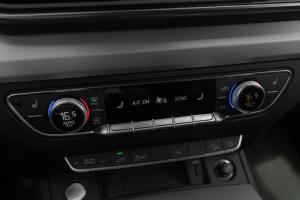 Balts Audi Q5 2022 Viļņa, ar dzinēja tilpumu 2.00 L un nobraukumu 43 tūkst. km par 38500 €, foto 15 vietnē AUTOMOTO.COM.LV