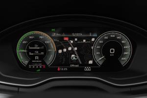 Balts Audi Q5 2022 Viļņa, ar dzinēja tilpumu 2.00 L un nobraukumu 43 tūkst. km par 38500 €, foto 23 vietnē AUTOMOTO.COM.LV