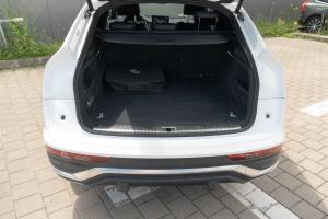 Balts Audi Q5 2022 Viļņa, ar dzinēja tilpumu 2.00 L un nobraukumu 43 tūkst. km par 38500 €, foto 28 vietnē AUTOMOTO.COM.LV