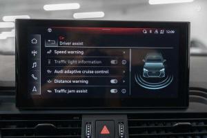 Balts Audi Q5 2022 Viļņa, ar dzinēja tilpumu 2.00 L un nobraukumu 142 tūkst. km par 28900 €, foto 14 vietnē AUTOMOTO.COM.LV