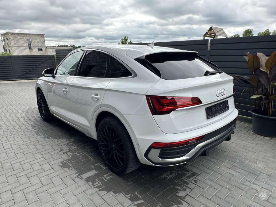 White Audi Q5 2022 in Vilnius, with an engine capacity of 1.97 L and mileage of 194 thousand km for 27990 €, photo 6 on AUTOMOTO.COM.LV
