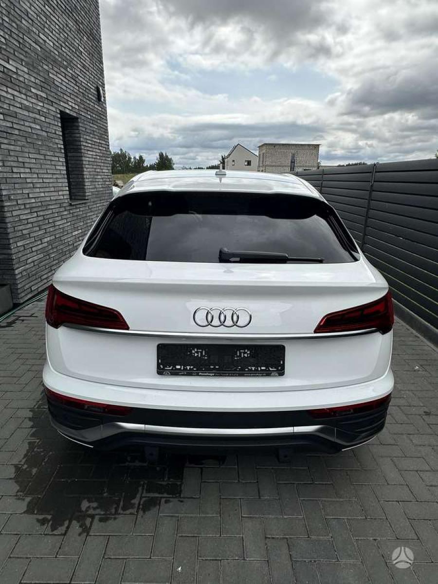 White Audi Q5 2022 in Vilnius, with an engine capacity of 1.97 L and mileage of 194 thousand km for 27990 €, photo 8 on AUTOMOTO.COM.LV