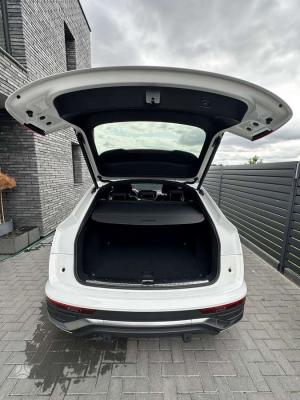White Audi Q5 2022 in Vilnius, with an engine capacity of 1.97 L and mileage of 194 thousand km for 27990 €, photo 14 on AUTOMOTO.COM.LV