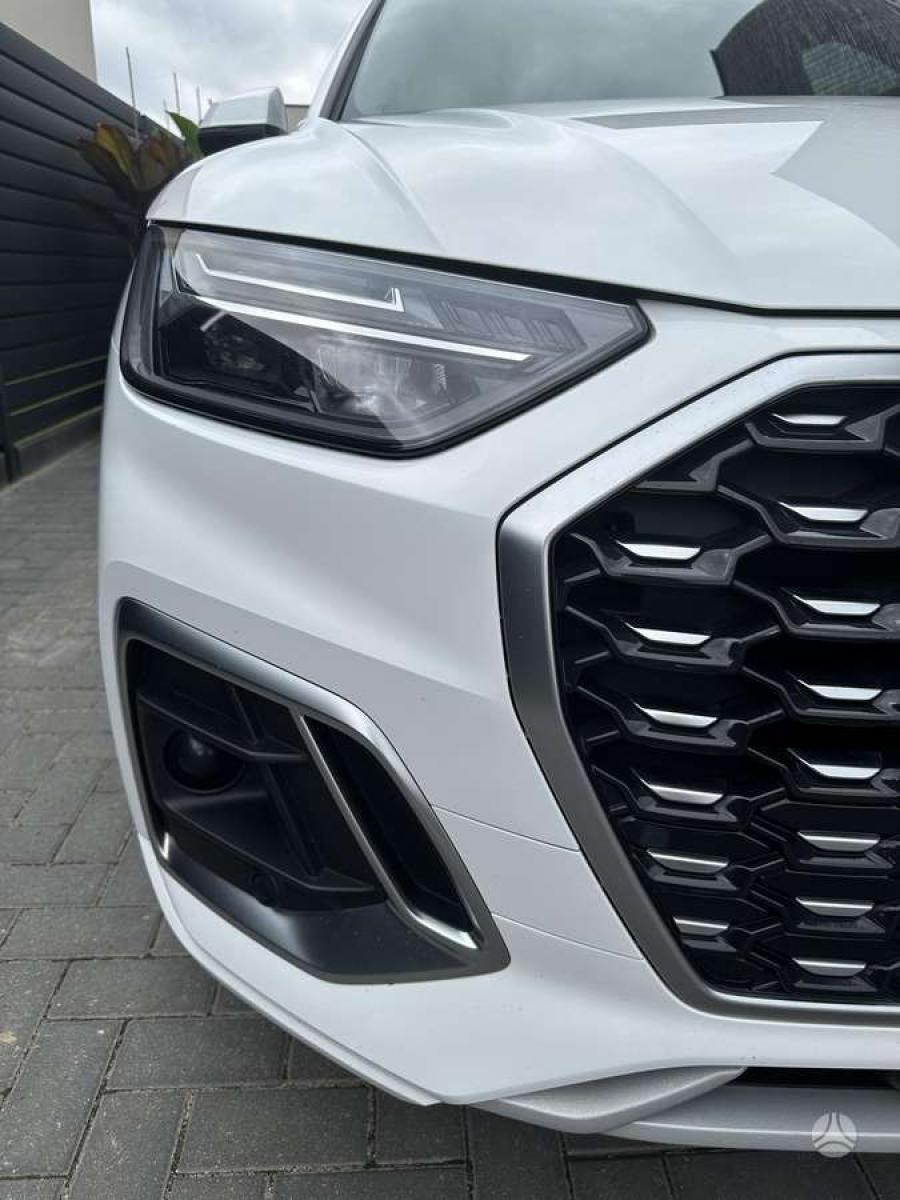 White Audi Q5 2022 in Vilnius, with an engine capacity of 1.97 L and mileage of 194 thousand km for 27990 €, photo 15 on AUTOMOTO.COM.LV