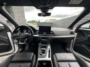 White Audi Q5 2022 in Vilnius, with an engine capacity of 1.97 L and mileage of 194 thousand km for 27990 €, photo 17 on AUTOMOTO.COM.LV