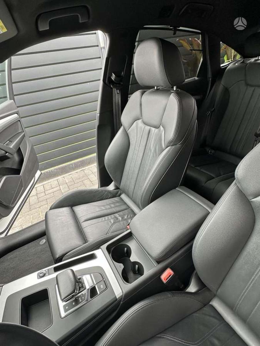 White Audi Q5 2022 in Vilnius, with an engine capacity of 1.97 L and mileage of 194 thousand km for 27990 €, photo 19 on AUTOMOTO.COM.LV