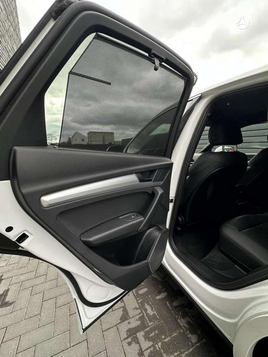 White Audi Q5 2022 in Vilnius, with an engine capacity of 1.97 L and mileage of 194 thousand km for 27990 €, photo 22 on AUTOMOTO.COM.LV