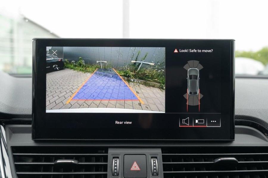 Balts Audi Q5 2022 Viļņa, ar dzinēja tilpumu 2.00 L un nobraukumu 92 tūkst. km par 34800 €, foto 13 vietnē AUTOMOTO.COM.LV
