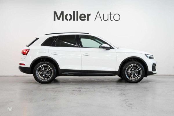 Balts Audi Q5 2022 Viļņa, ar dzinēja tilpumu 2.00 L un nobraukumu 142 tūkst. km par 28400 €, foto 4 vietnē AUTOMOTO.COM.LV