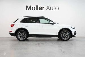 Balts Audi Q5 2022 Viļņa, ar dzinēja tilpumu 2.00 L un nobraukumu 142 tūkst. km par 28400 €, foto 5 vietnē AUTOMOTO.COM.LV