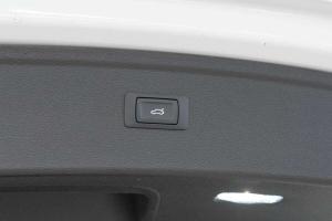 Balts Audi Q5 2022 Viļņa, ar dzinēja tilpumu 2.00 L un nobraukumu 142 tūkst. km par 28400 €, foto 22 vietnē AUTOMOTO.COM.LV