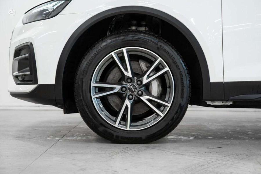 Balts Audi Q5 2022 Viļņa, ar dzinēja tilpumu 2.00 L un nobraukumu 142 tūkst. km par 28400 €, foto 24 vietnē AUTOMOTO.COM.LV