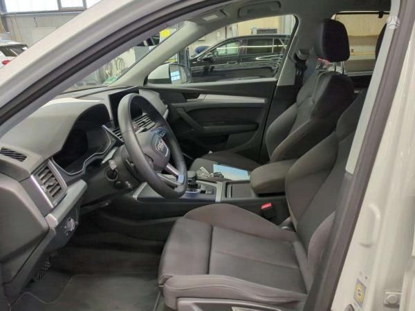 White Audi Q5 2022 in Kaunas, with an engine capacity of 1.98 L and mileage of 64 thousand km for 34900 €, photo 6 on AUTOMOTO.COM.LV