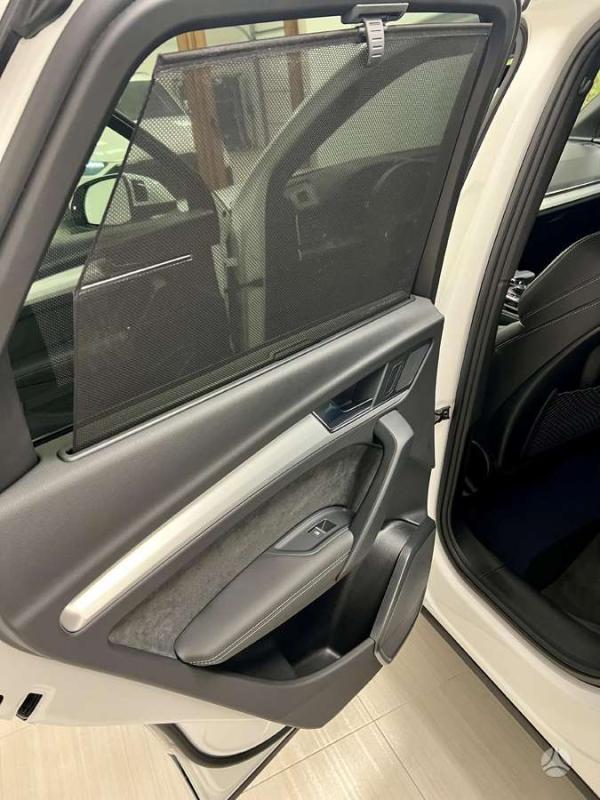 White Audi Q5 2023 in Raseiniai, with an engine capacity of 1.97 L and mileage of 70 thousand km for 43500 €, photo 11 on AUTOMOTO.COM.LV