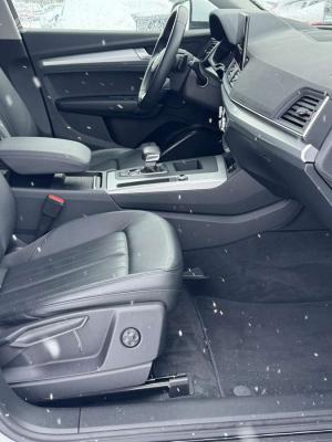 Balts Audi Q5 2023 Tauragė, ar dzinēja tilpumu 1.97 L un nobraukumu 230 tūkst. km par 27600 €, foto 18 vietnē AUTOMOTO.COM.LV
