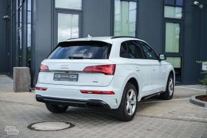 White Audi Q5 2023 in Kaunas, with an engine capacity of 2.00 L and mileage of 190 thousand km for 30450 €, photo 14 on AUTOMOTO.COM.LV
