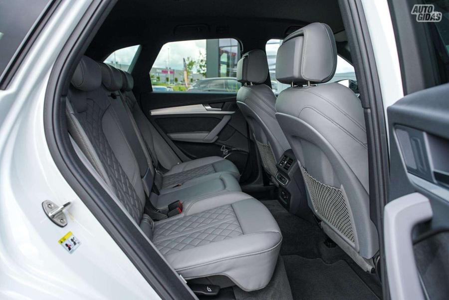 White Audi Q5 2023 in Kaunas, with an engine capacity of 2.00 L and mileage of 190 thousand km for 30450 €, photo 38 on AUTOMOTO.COM.LV