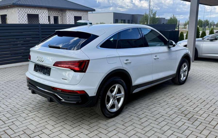 Balts Audi Q5 2023 Viļņa, ar dzinēja tilpumu 1.98 L un nobraukumu 142 tūkst. km par 31490 €, foto 6 vietnē AUTOMOTO.COM.LV