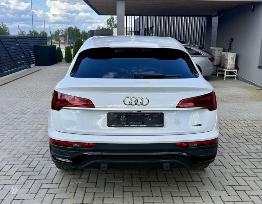 Balts Audi Q5 2023 Viļņa, ar dzinēja tilpumu 1.98 L un nobraukumu 142 tūkst. km par 31490 €, foto 7 vietnē AUTOMOTO.COM.LV