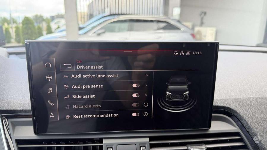 Balts Audi Q5 2023 Viļņa, ar dzinēja tilpumu 1.98 L un nobraukumu 142 tūkst. km par 31490 €, foto 26 vietnē AUTOMOTO.COM.LV