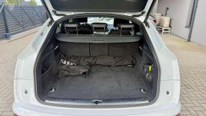 Balts Audi Q5 2023 Viļņa, ar dzinēja tilpumu 1.98 L un nobraukumu 142 tūkst. km par 31490 €, foto 34 vietnē AUTOMOTO.COM.LV