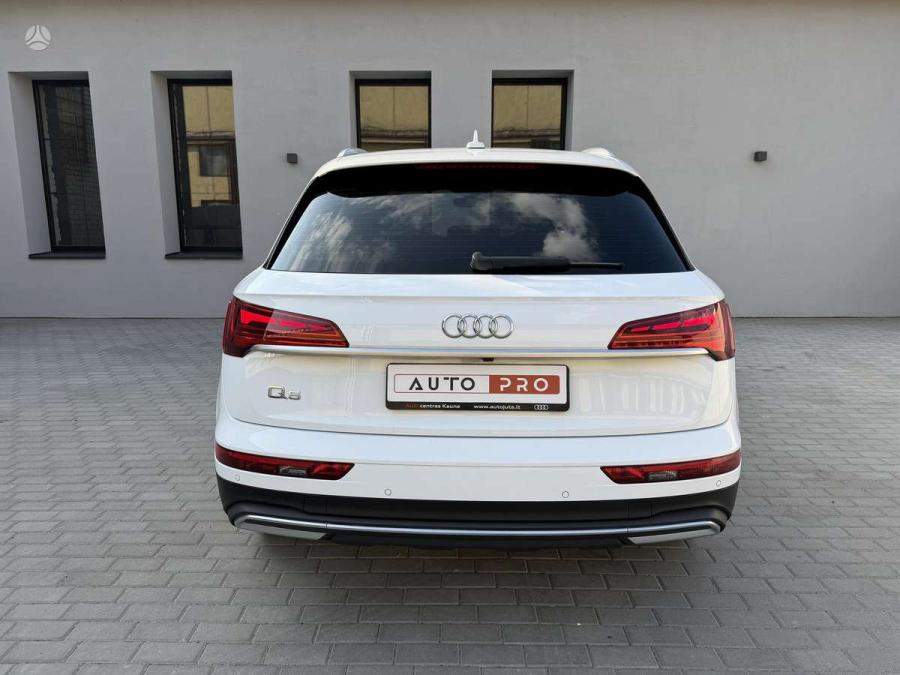 Balts Audi Q5 2024 Kauņa, ar dzinēja tilpumu 1.97 L un nobraukumu 35 tūkst. km par 36500 €, foto 5 vietnē AUTOMOTO.COM.LV