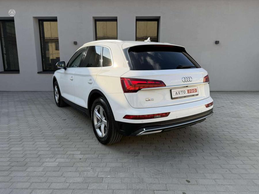 Balts Audi Q5 2024 Kauņa, ar dzinēja tilpumu 1.97 L un nobraukumu 35 tūkst. km par 36500 €, foto 6 vietnē AUTOMOTO.COM.LV