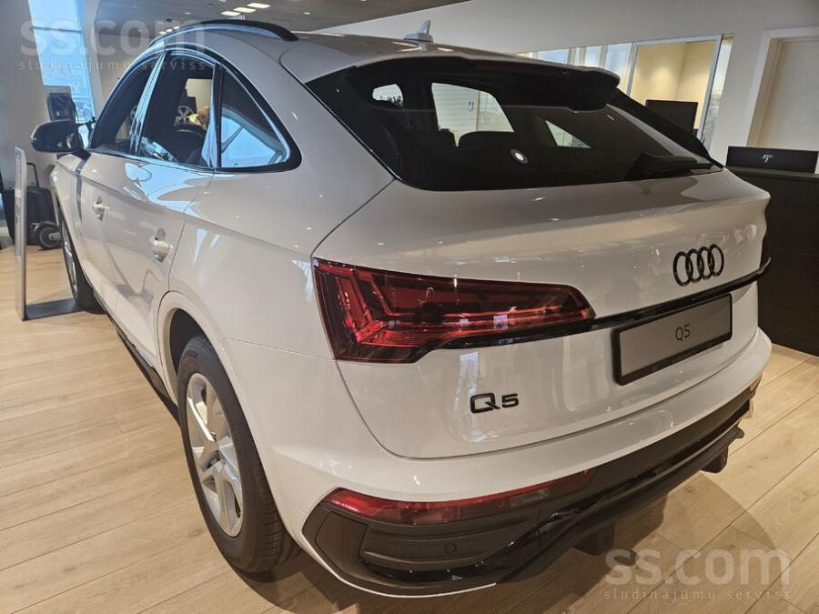 Balts Audi Q5 2025 Rīga, ar dzinēja tilpumu 2.00 L un nobraukumu 4 tūkst. km par 47900 €, foto 5 vietnē AUTOMOTO.COM.LV