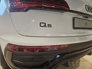 Balts Audi Q5 2025 Rīga, ar dzinēja tilpumu 2.00 L un nobraukumu 4 tūkst. km par 47900 €, foto 7 vietnē AUTOMOTO.COM.LV